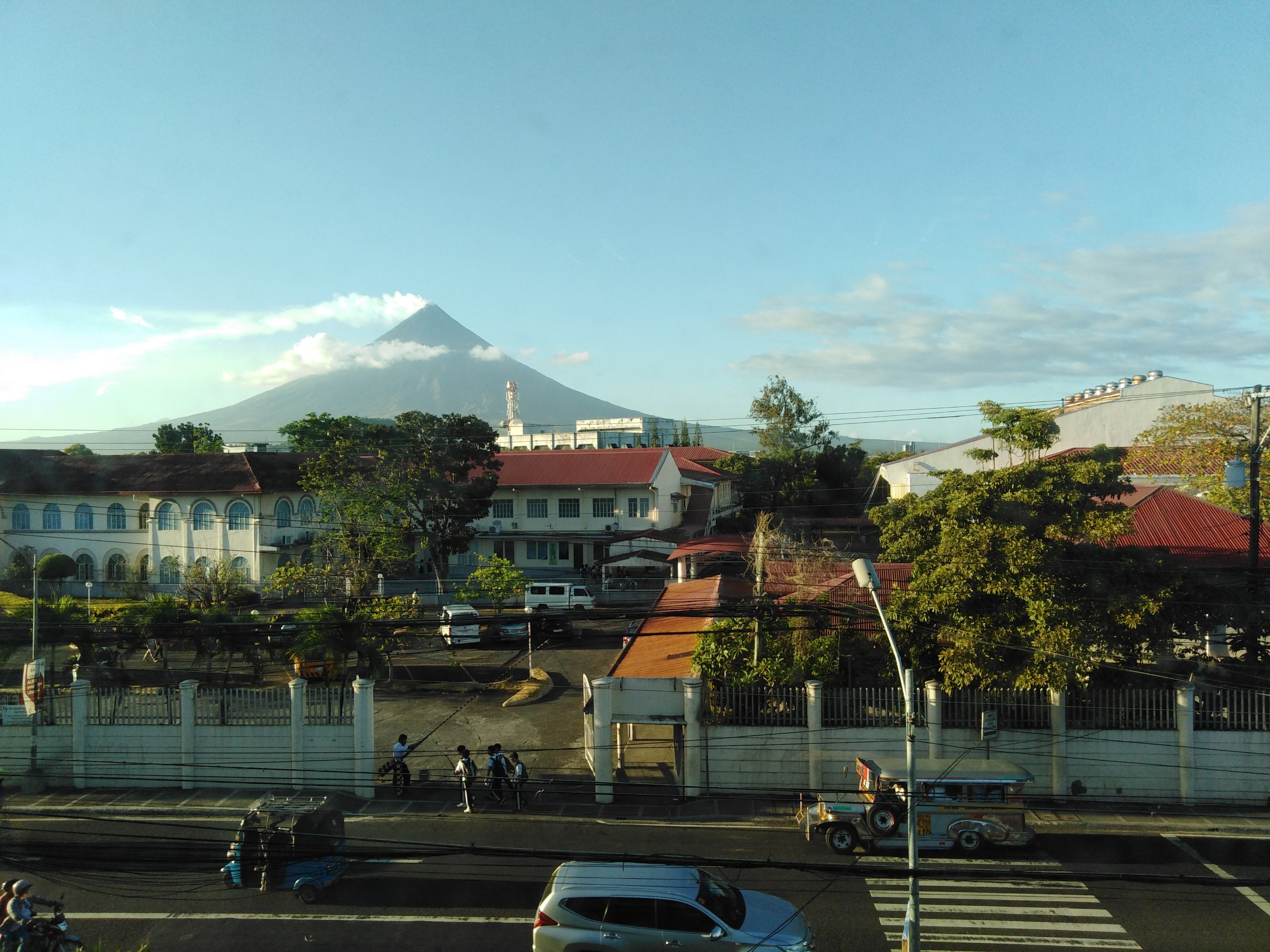 Mayon Volcano – the fatfeet
